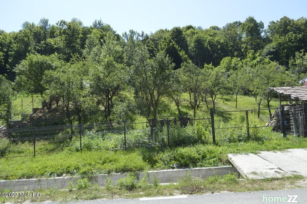 Valea Ursului - Sat Mica, teren 1584 mp, stradal in Bascov