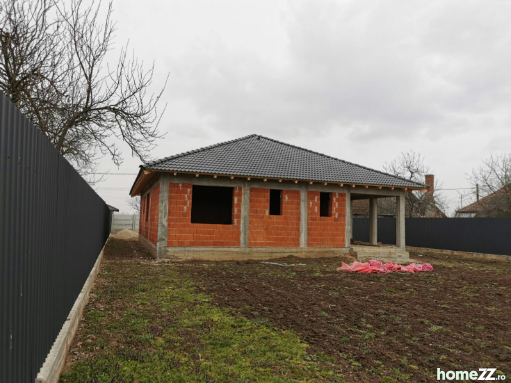 Casă în comuna Gepiu in Gepiu